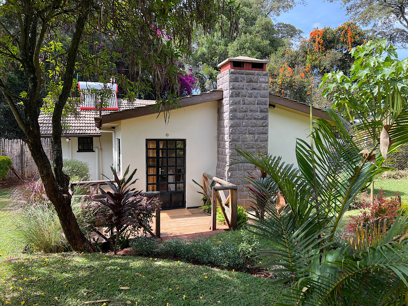 2 bedroom house for rent in ololua ridge - Diamond City Villas