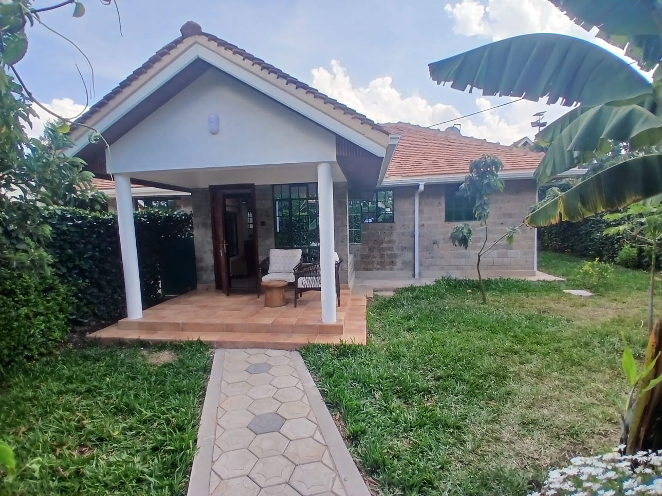 Luxury 2-Bedroom Fully Furnished & Serviced Cottage for Rent in ...